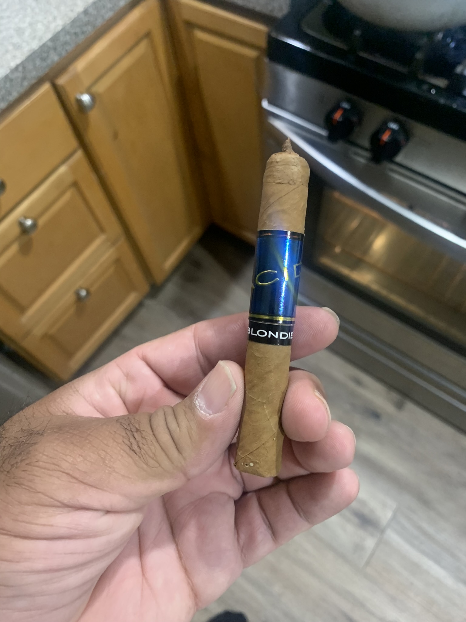 Drew Estate Acid Blondie | Cigar Reviews | Cigar World Drew Estate Acid Blondie | Cigar Reviews | Cigar World