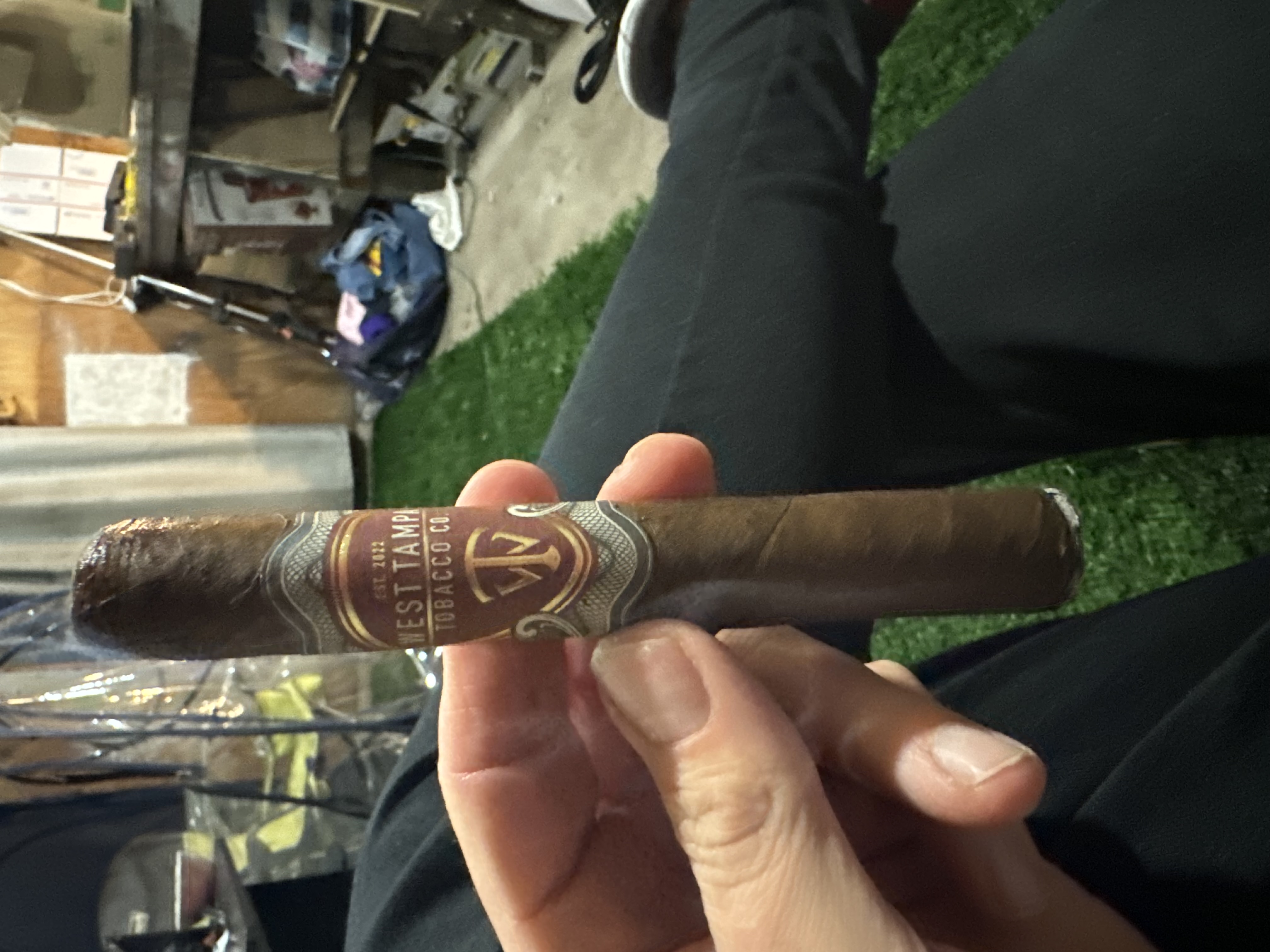 Red | Cigar Reviews | Cigar World