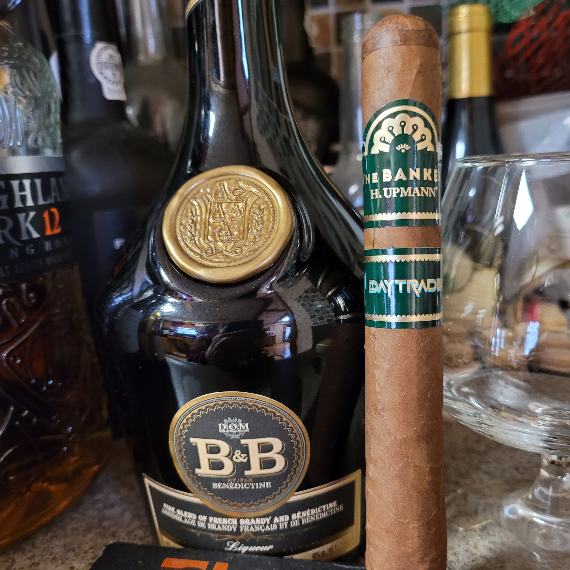 H Upmann The Banker Daytrader | By Bear On The Air on December 27 2024 ...