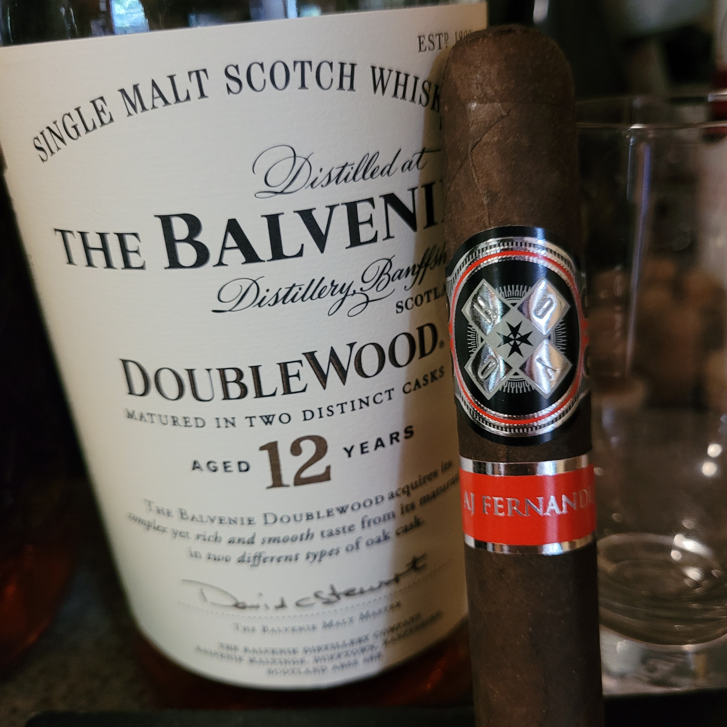 Would you pair a cigar with wine? | Posted in Drinks and Cigars by Bear ...