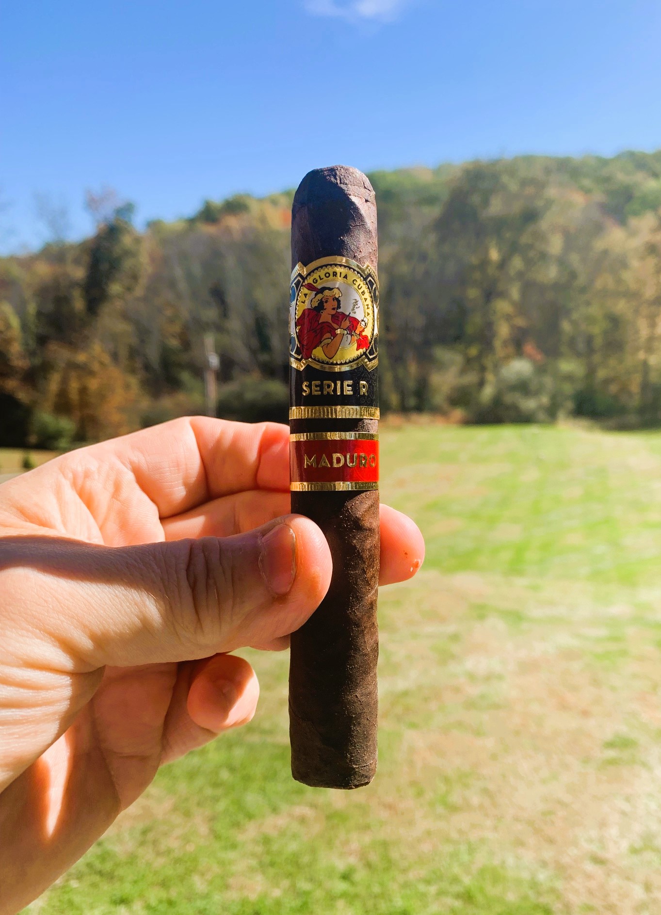 Fall day with a great cigar | Posted in The La Gloria Cubana Society by ...