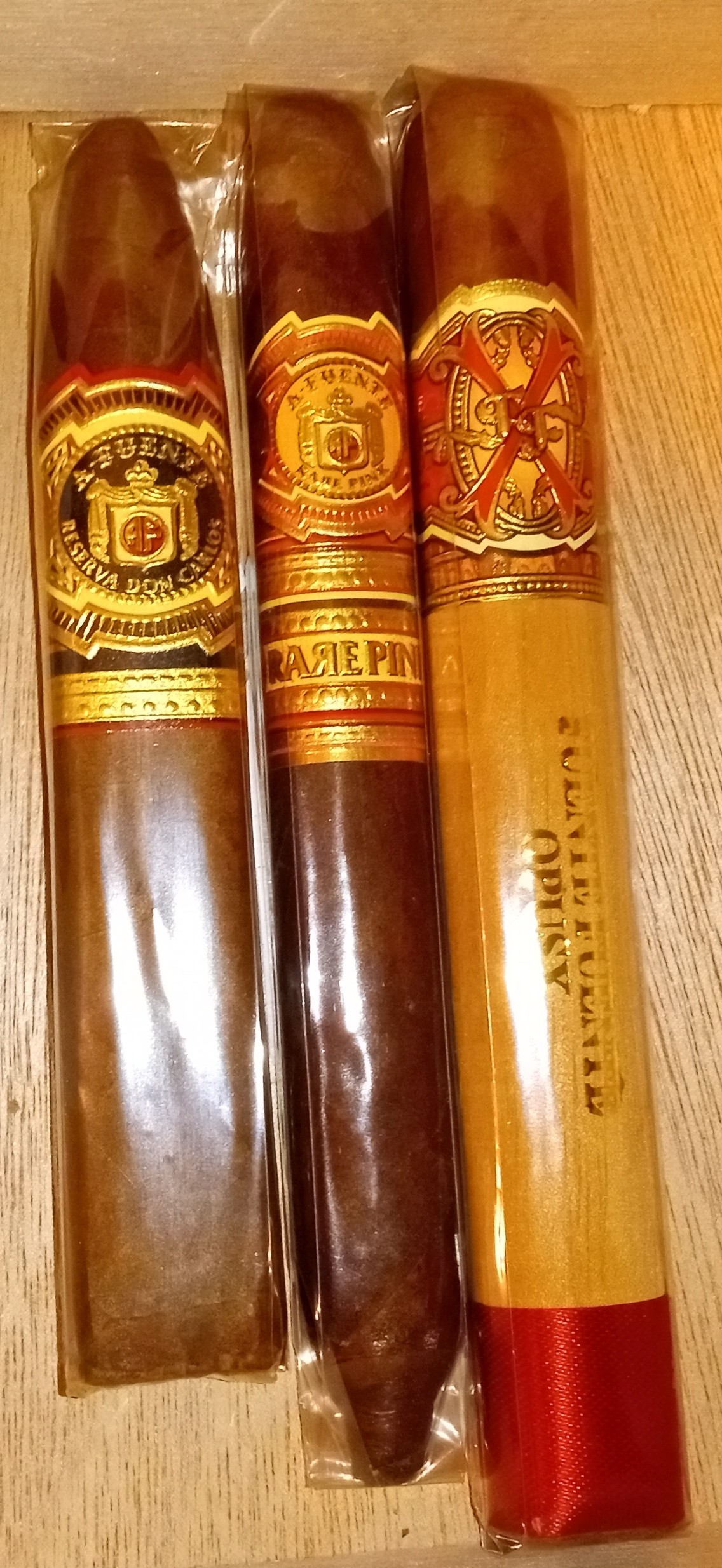 Fuente Mania 10 @ Holts Cigar Co. Philadelphia PA. | By TommyH2sT on ...