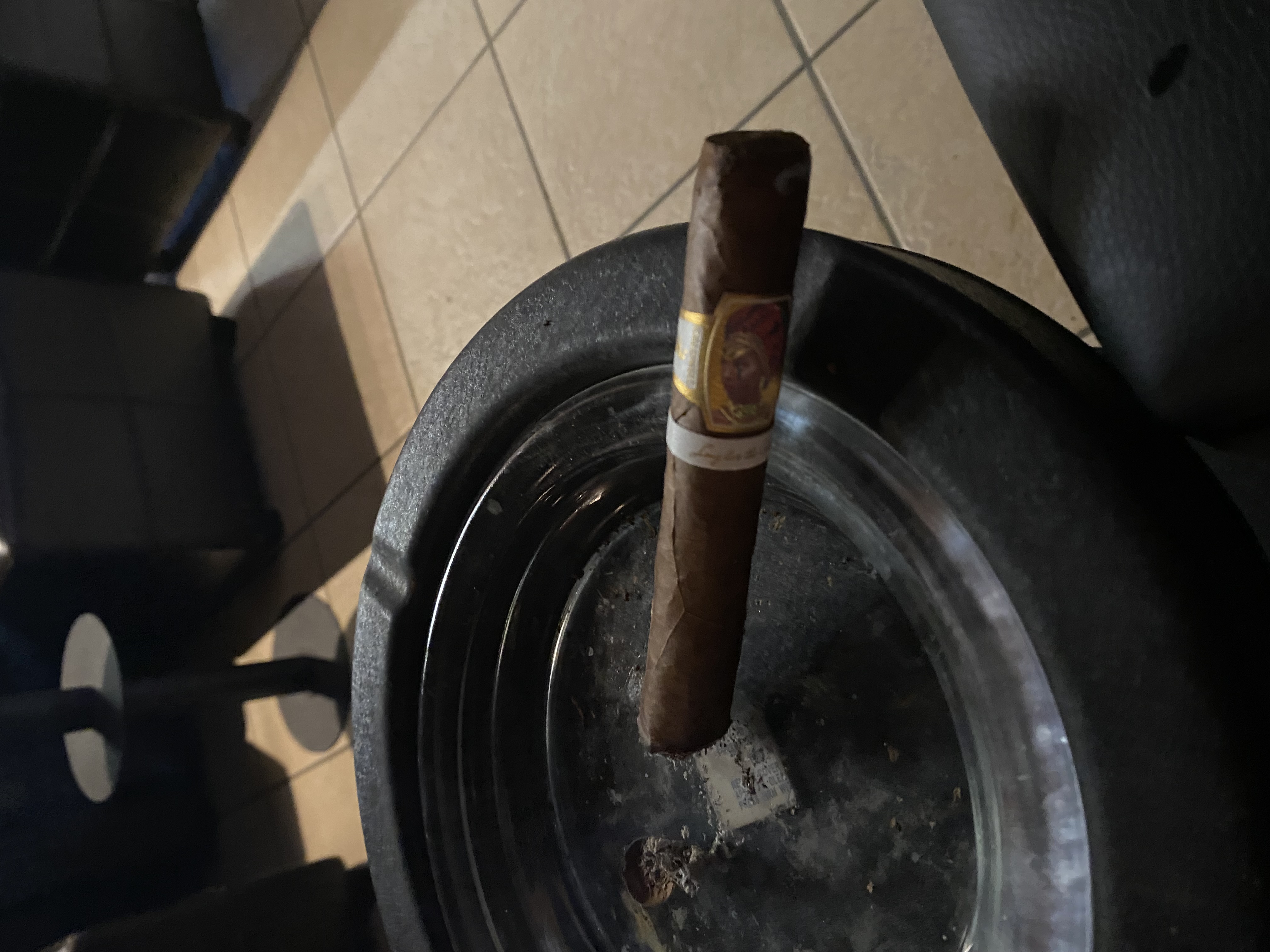 Long Live the Queen | Cigar World