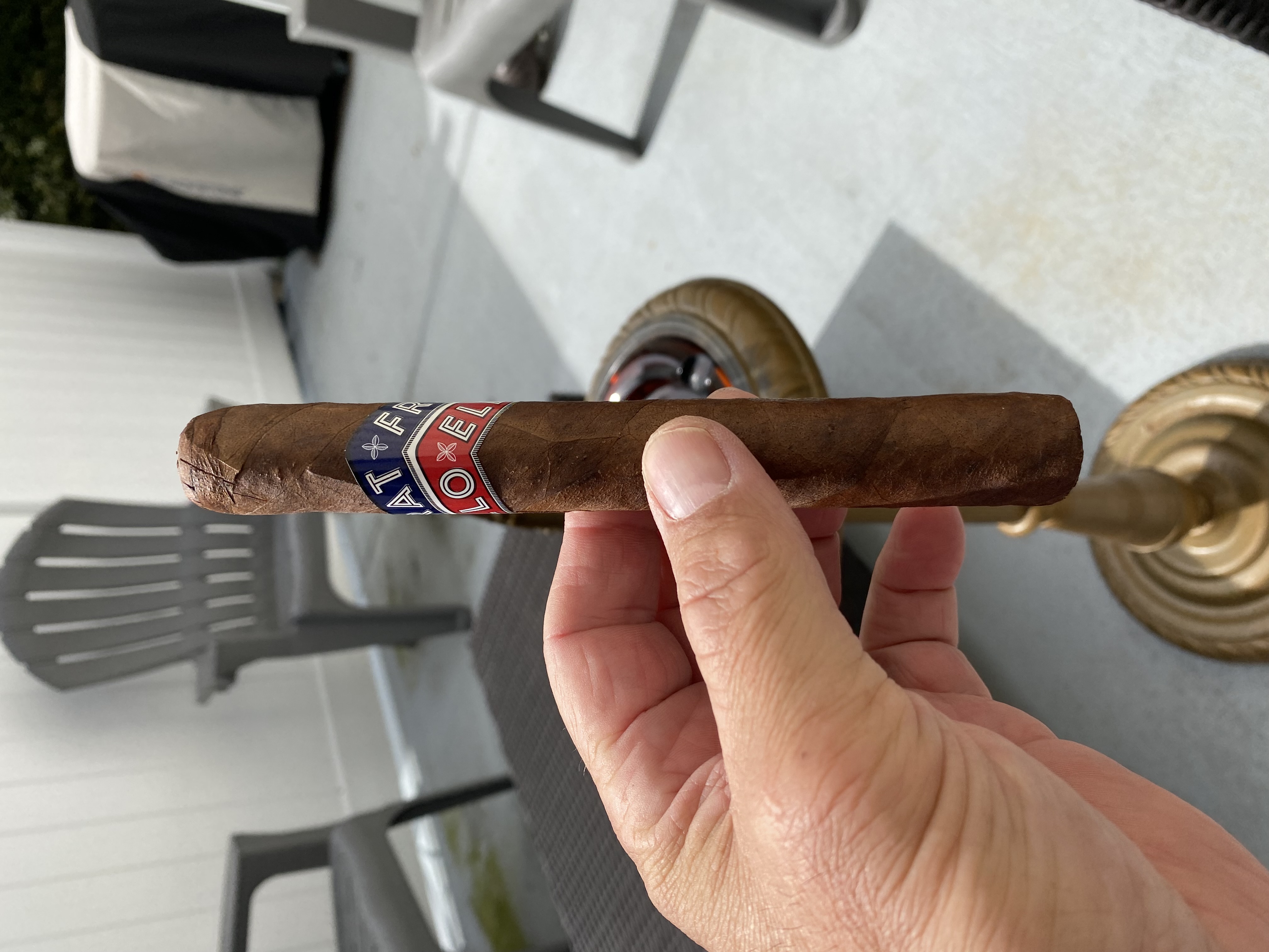 Go big or go home | Cigar Reviews | Cigar World