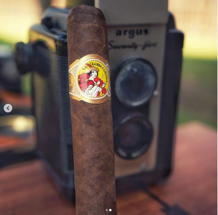 La Gloria Cubana Wavell Cigar Review | Best Budget Cigar | By PickJimi ...